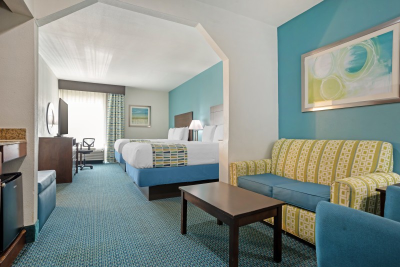 Summer Savings at Blue Angel Inn | Visit Pensacola