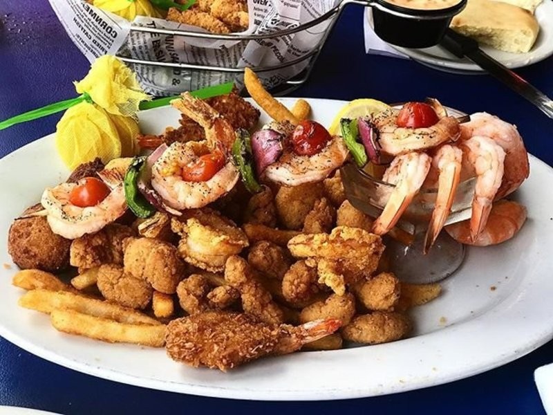 Flounder's Chowder House | Visit Pensacola